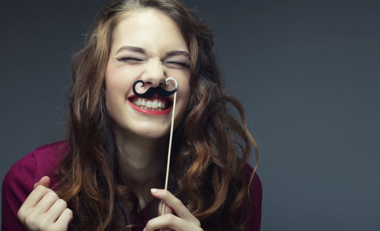 になる」の become / turn into / getの違い | ネイティブと英語について話したこと