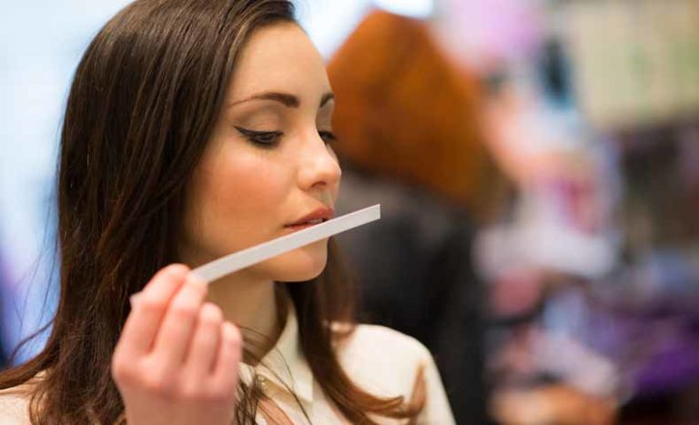 sniff / smell / sniffleの意味と使い方の違い | ネイティブと英語について話したこと