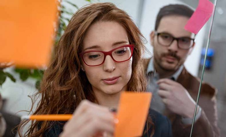 stick / stuck / stickyの意味と使い方 | ネイティブと英語について話したこと