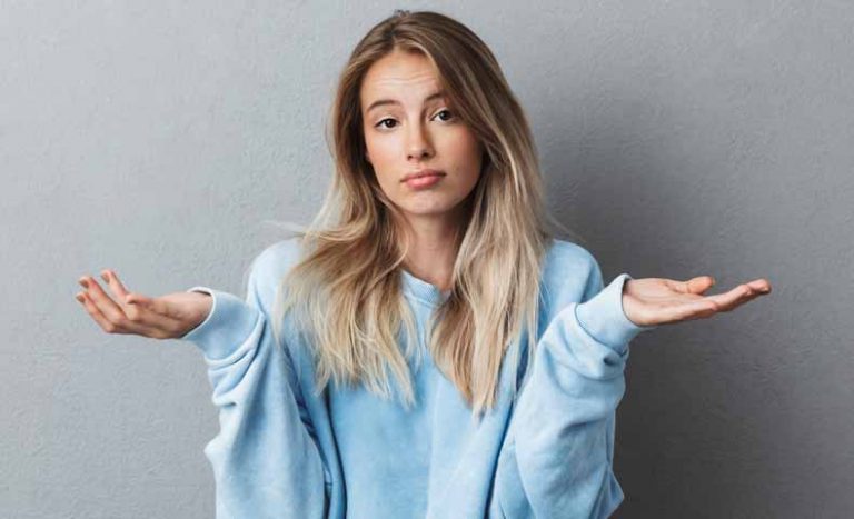 shrug off / shrugの意味と使い方 | ネイティブと英語について話したこと