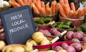 produce（プロデュース）とproducer（プロデューサー）の意味と使い方 | ネイティブと英語について話したこと