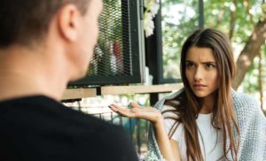 take offense / no offenseの意味と使い方 | ネイティブと英語について話したこと