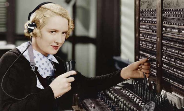 old-fashioned / out-of-date / old-school / retroの意味の違い | ネイティブと英語について話したこと