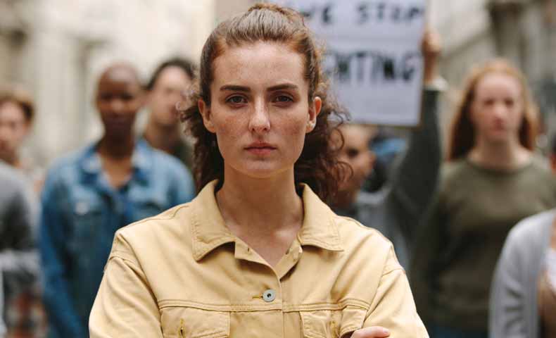 anti-（アンチ・アンタイ）の意味と使い方 | ネイティブと英語について話したこと