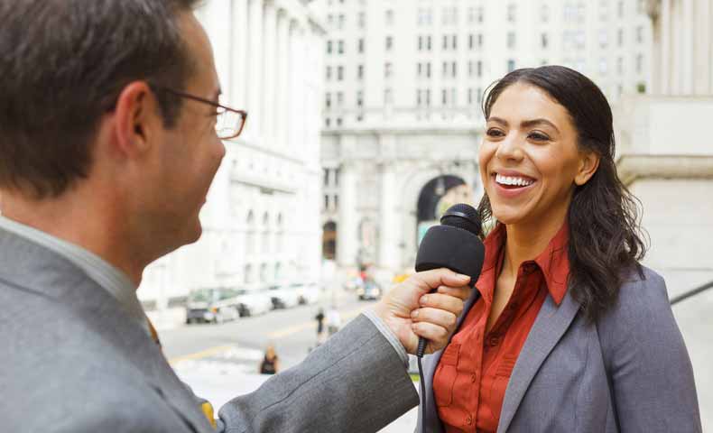 prominent / prominentlyの意味と使い方 | ネイティブと英語について話したこと