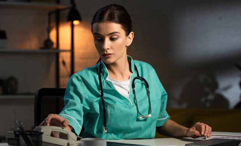 call out / call inの意味と使い方 | ネイティブと英語について話したこと