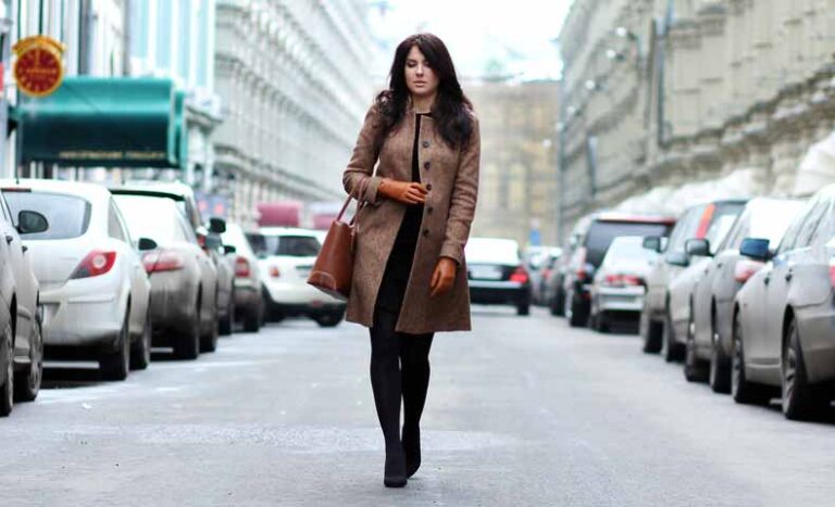 on the streetとin the streetの違い | ネイティブと英語について話したこと